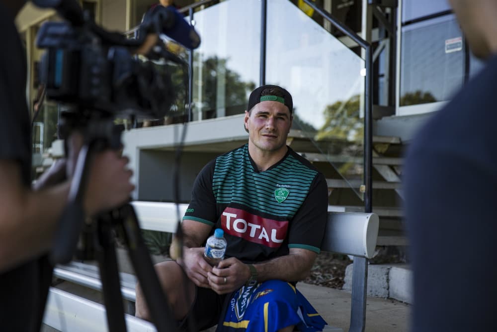 Mowen finds peace with Pau