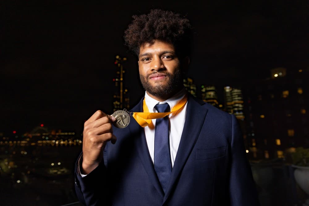 Valetini reflects on joining elite backrow group after John Eales Medal win