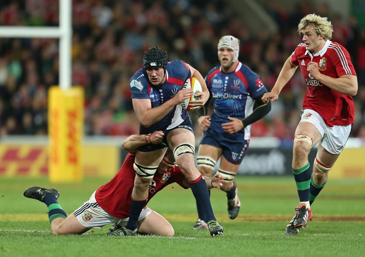 Neville recalls 'deafening' experience playing against Lions, backs ...